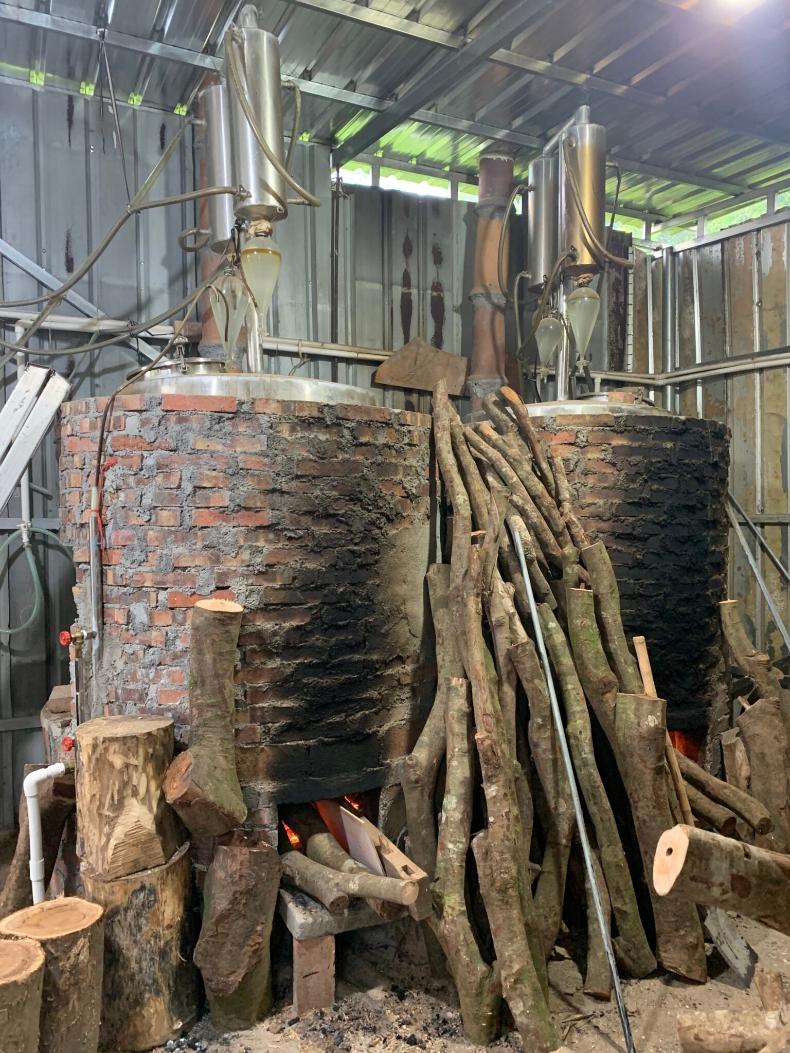 The Ancient Art of Firewood Distillation: How Traditional Agarwood (Oud ...
